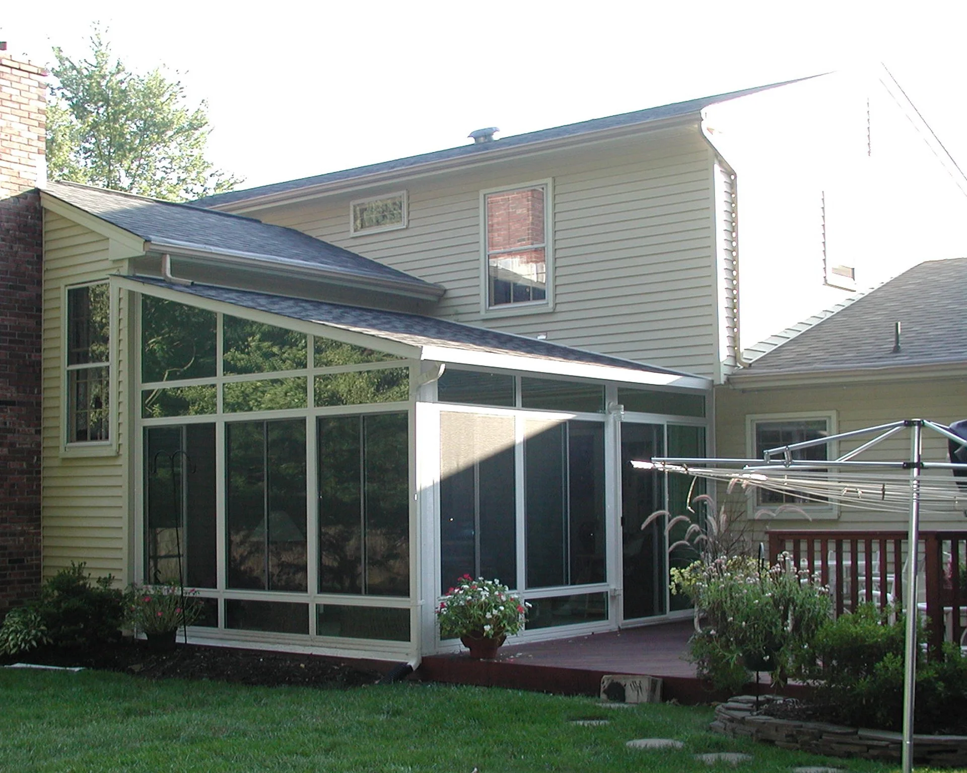 ENCLOSURES BY RAINBOW AWNING