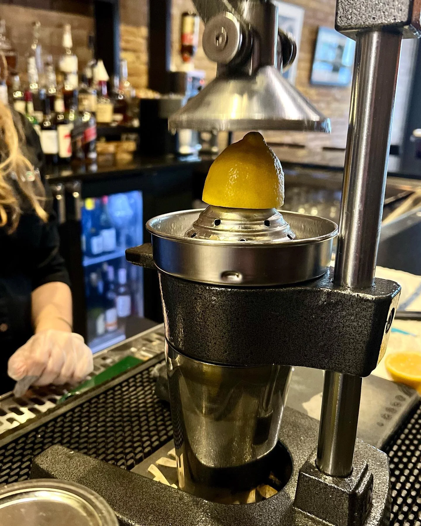 Midori Sushi and Martini Lounge