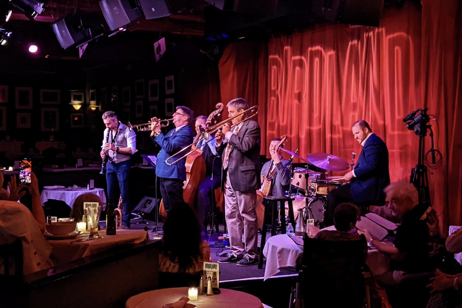 15 Best Jazz Clubs in NYC for Live Music, Cocktails, and a Fun Night ...