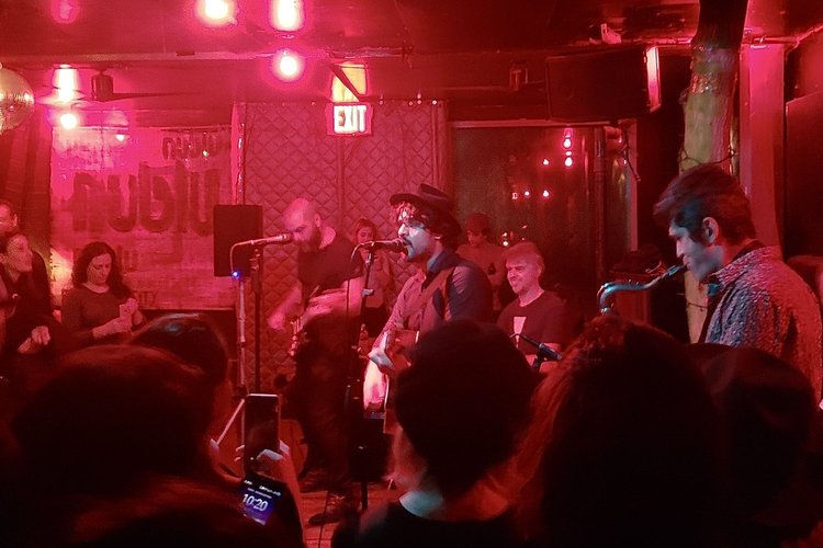 15 Best Jazz Clubs in NYC for Live Music, Cocktails, and a Fun Night ...