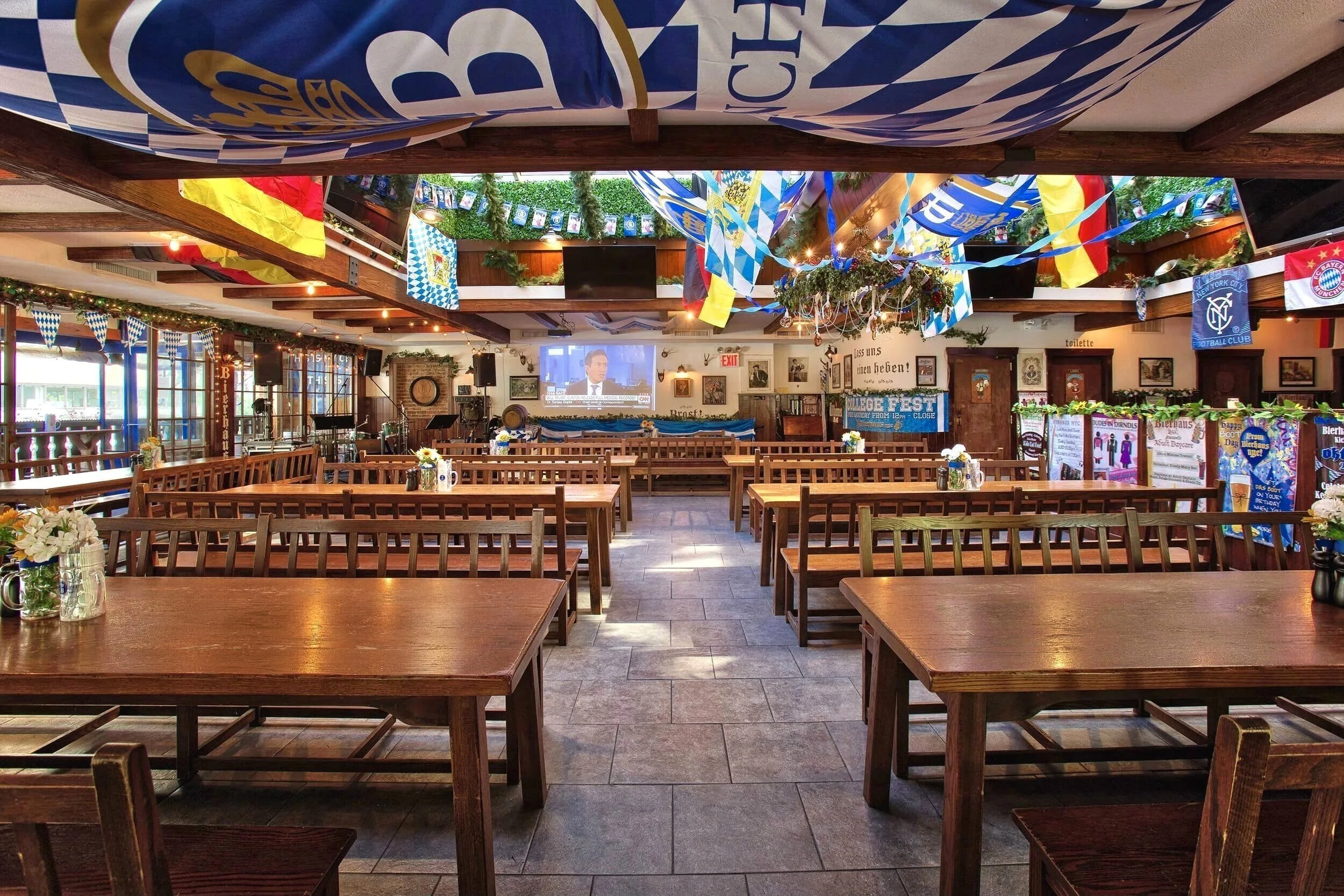 17 Best German Restaurants and Beer Gardens in NYC | The Exploreist