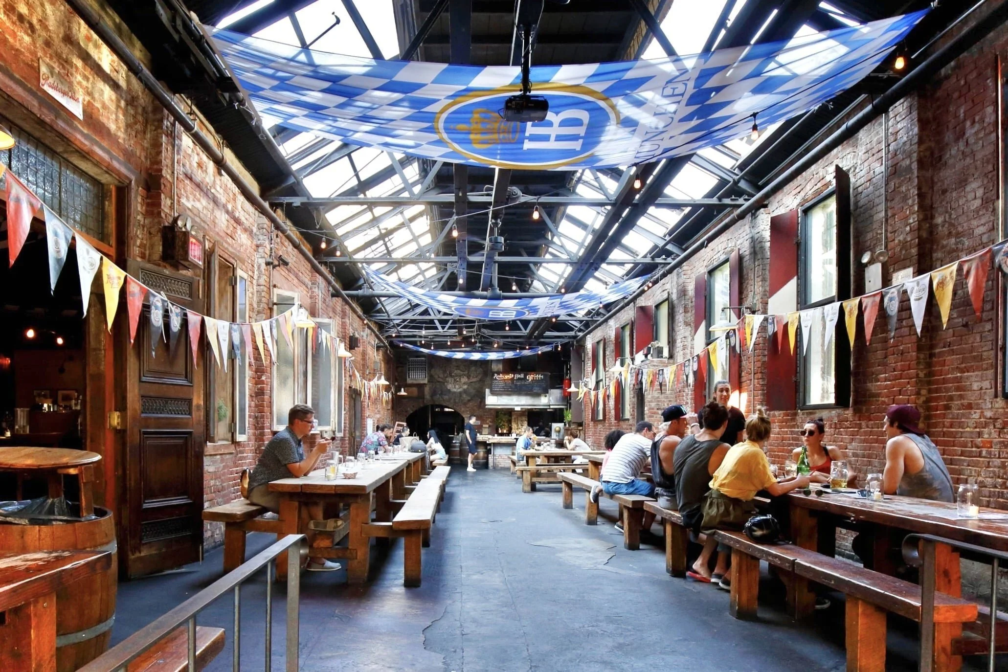 17 Best German Restaurants and Beer Gardens in NYC | The Exploreist