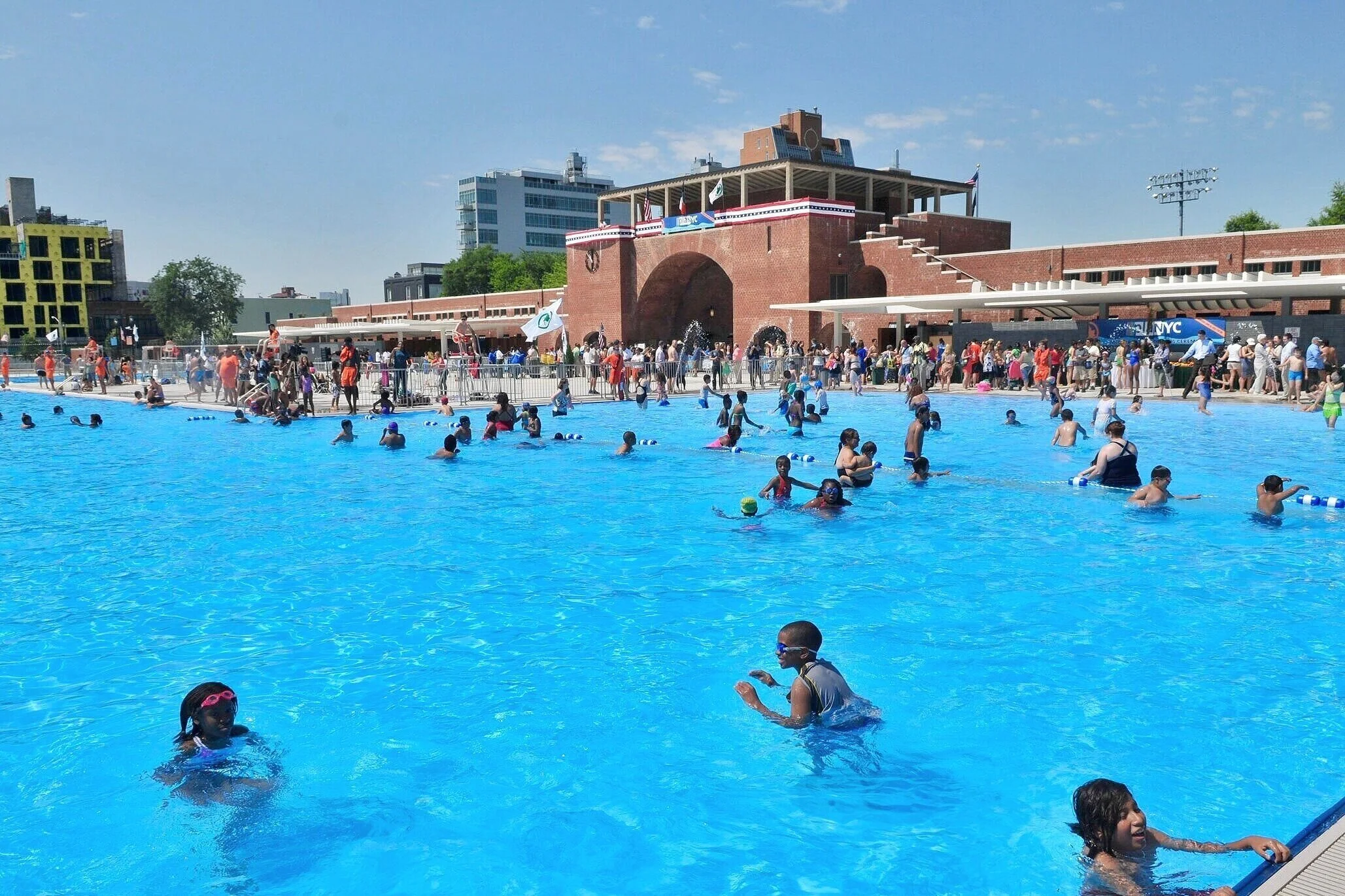 18 Best Free Outdoor Pools in NYC for a Cool Splash | The Exploreist