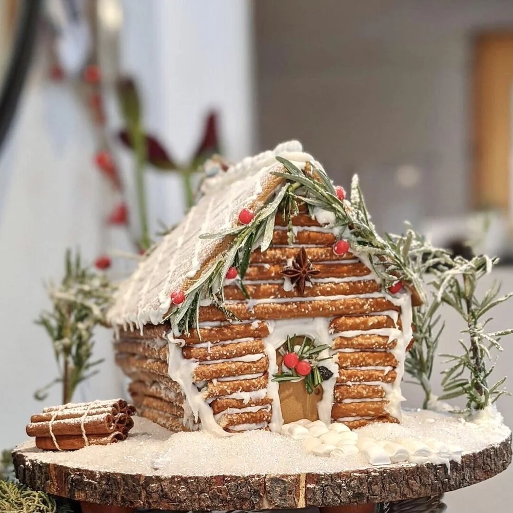 68 Best Gingerbread House Ideas to Try This Christmas | The Exploreist