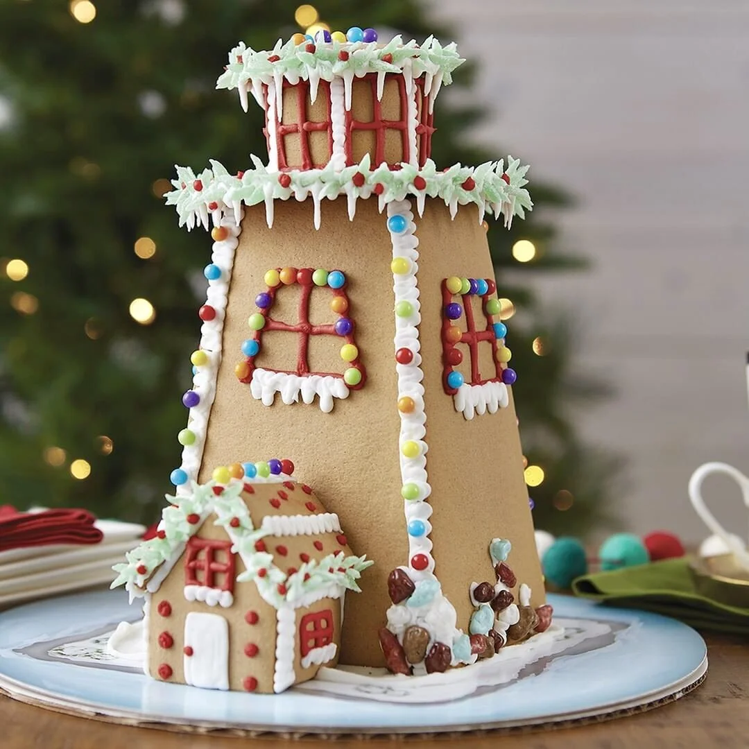 68 Best Gingerbread House Ideas to Try This Christmas | The Exploreist