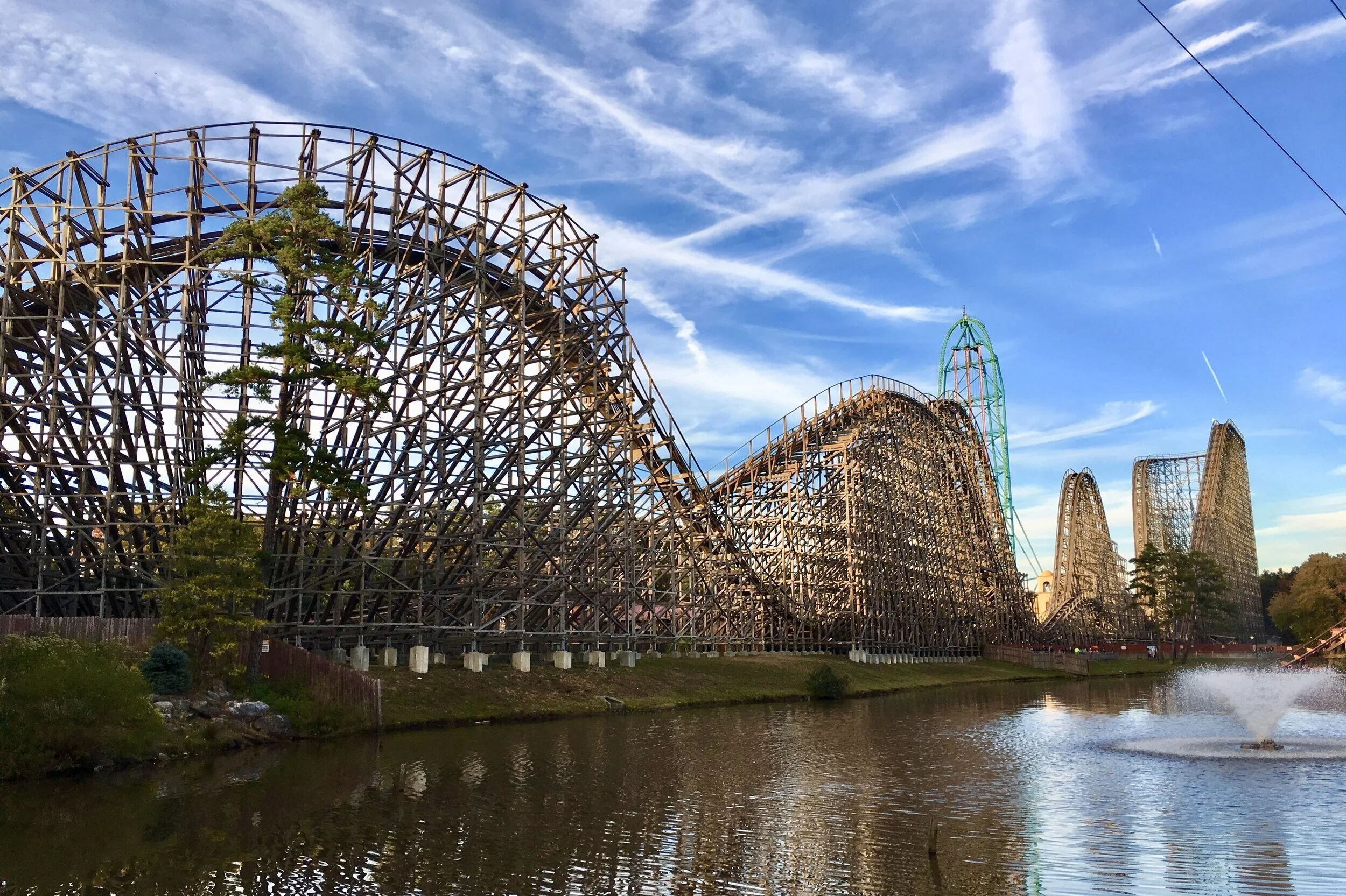 15 Best Rides at Six Flags Great Adventure And Tips | The Exploreist