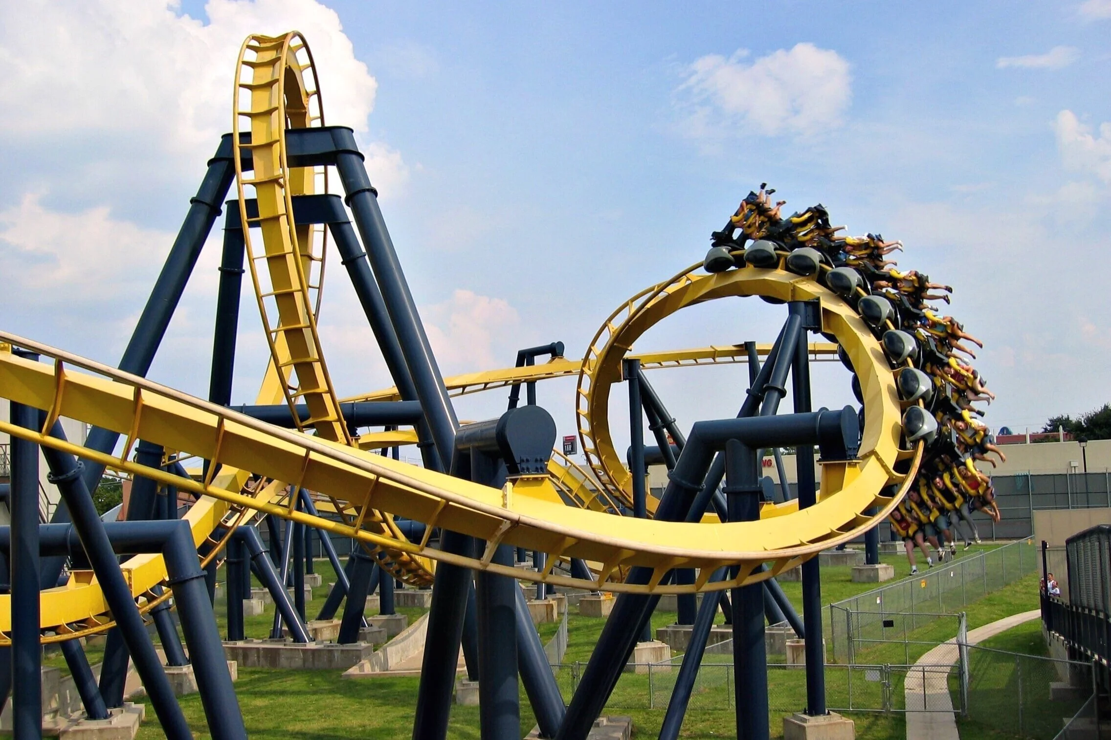 15 Best Rides at Six Flags Great Adventure And Tips | The Exploreist