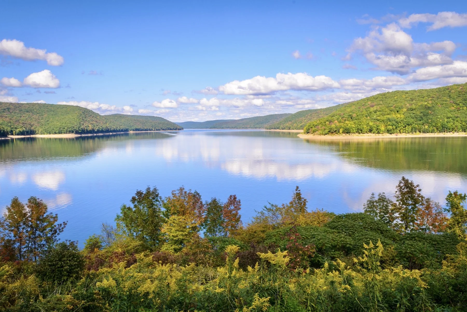 The North Fork Trail Scenic Byway Takes You Past Lighthouses, Quiet ...