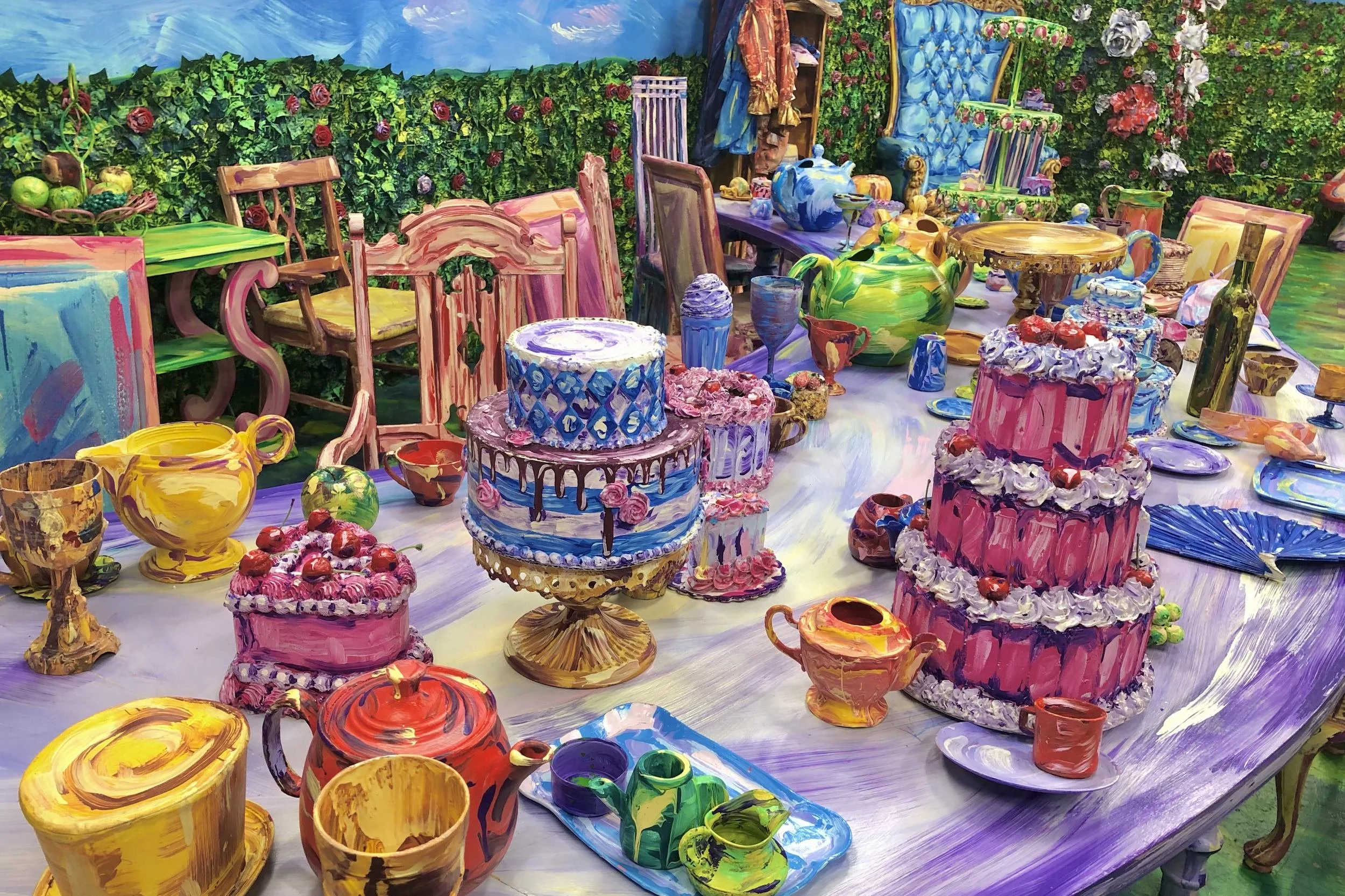 Wonderland Dreams by Alexa Meade Takes You Through a Stunning, Hand ...