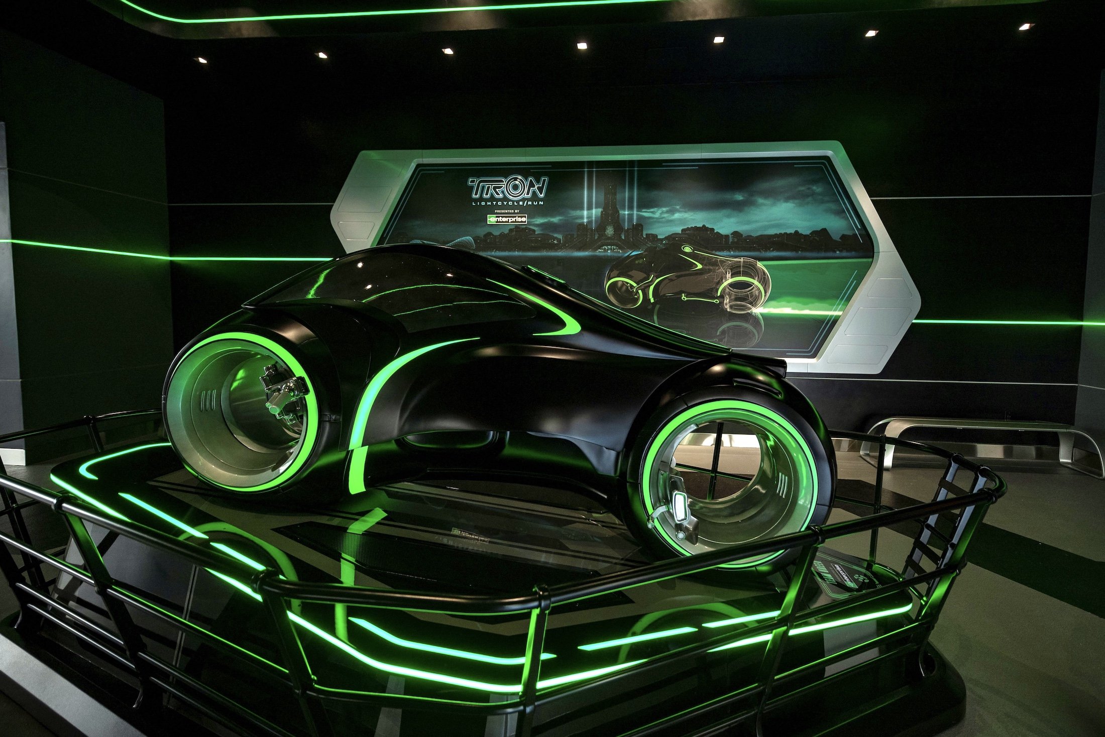 Your 2024 Guide to Tron Lightcycle / Run at Magic Kingdom | The Exploreist