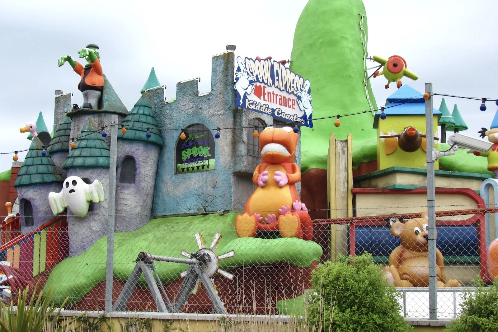 17 Creepiest Abandoned Amusement Parks in the World | The Exploreist