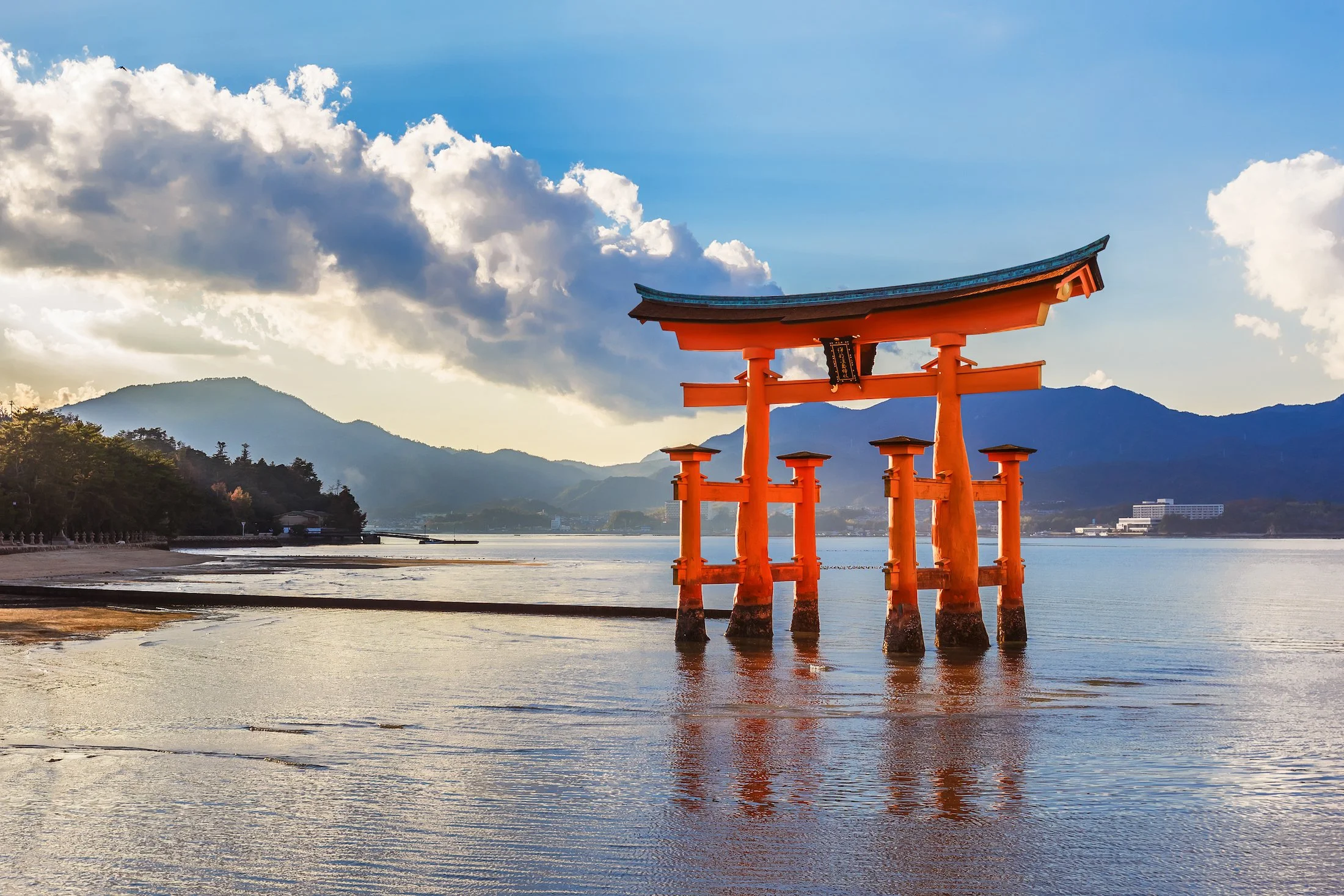 25 Most Beautiful Places in Japan, From Floating Shrines to Grand ...