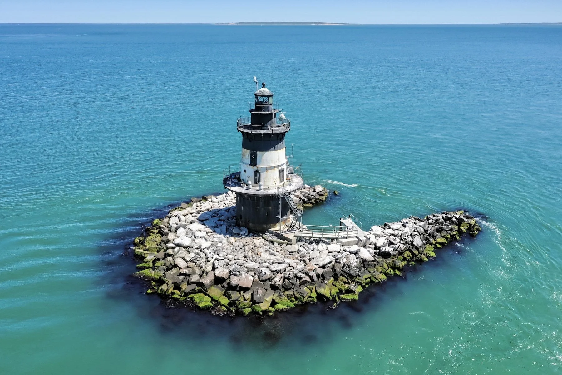 The North Fork Trail Scenic Byway Takes You Past Lighthouses, Quiet ...