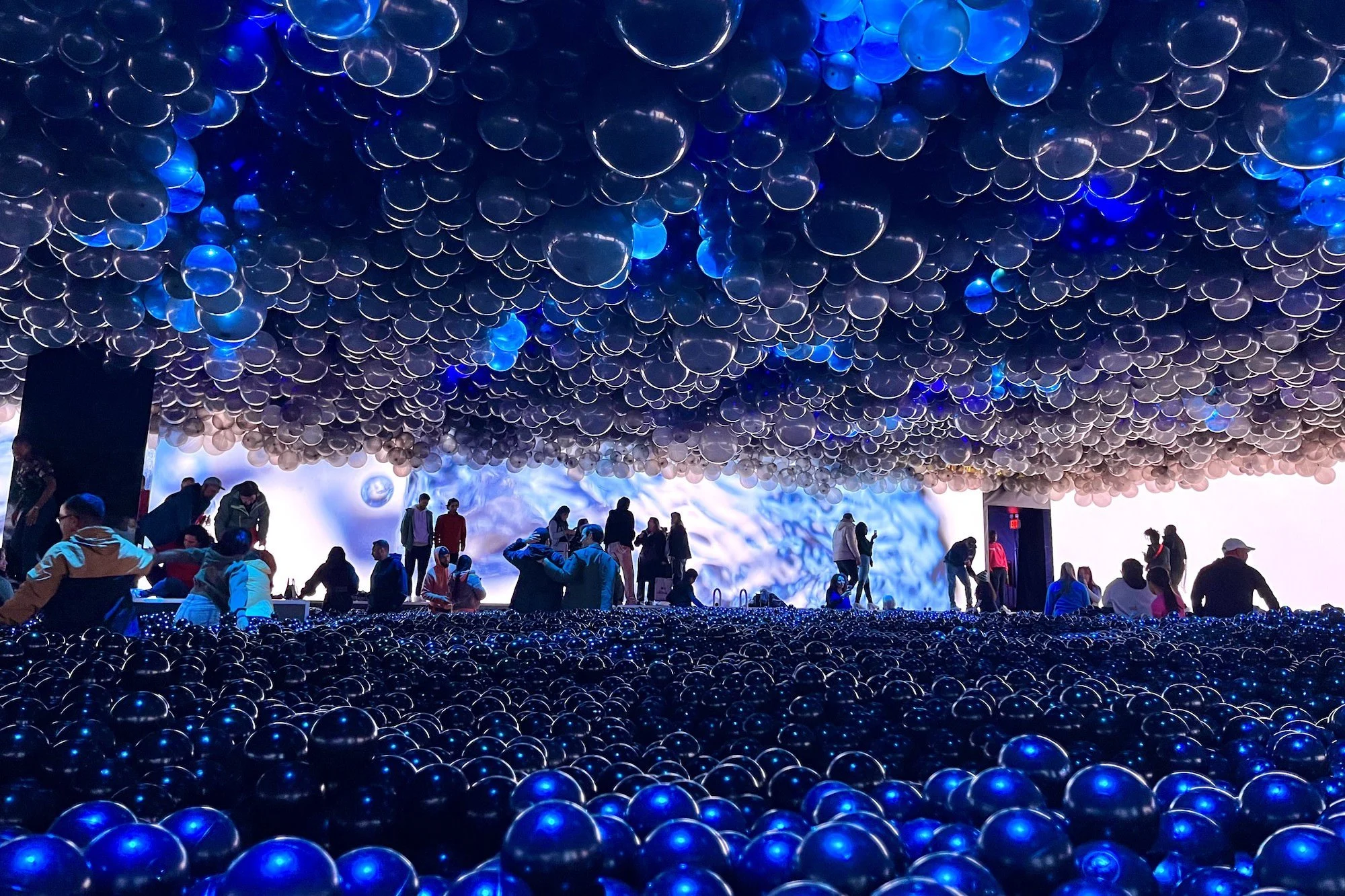 Balloon Museum Makes Its Debut in New York City with “Let’s Fly” | The ...