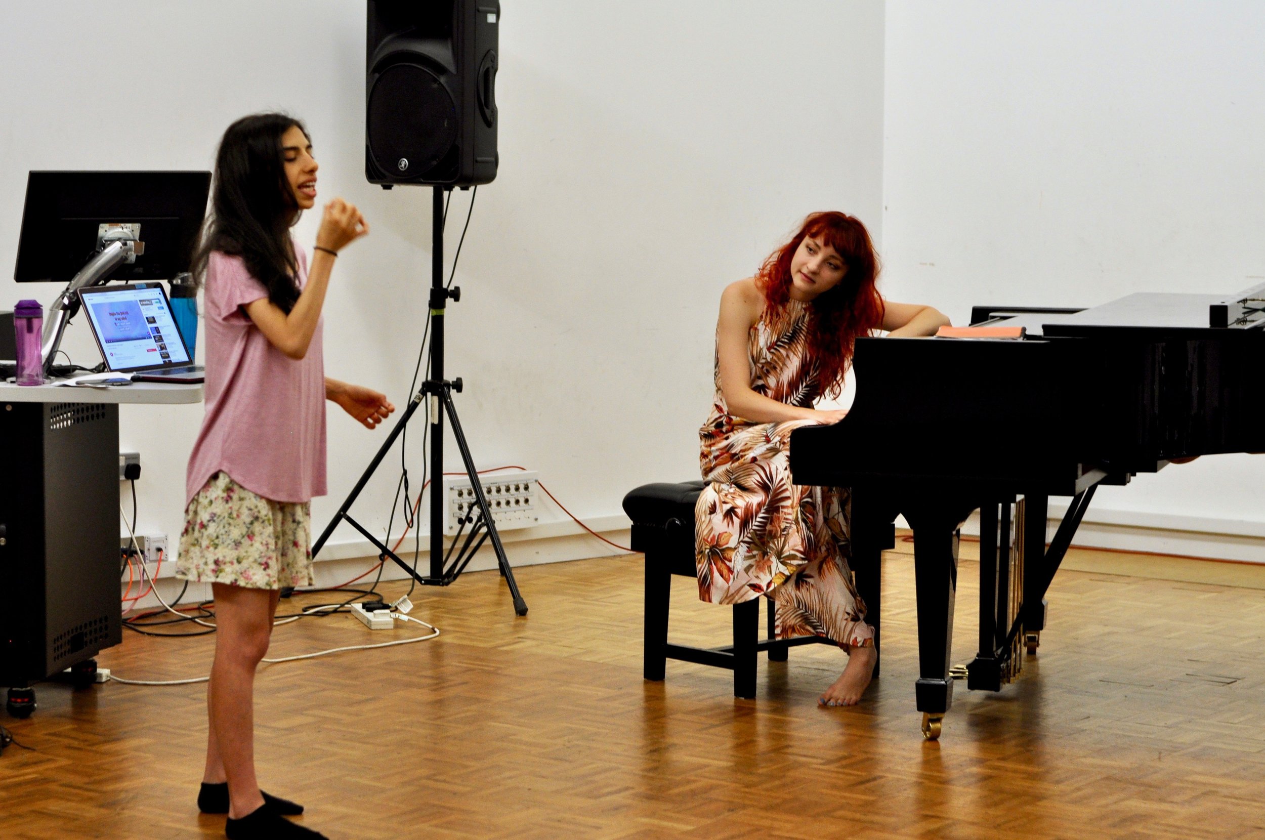 Voice Arts. Studio Głosu - Aleksandra Woźniak | Emisja Głosu Warszawa