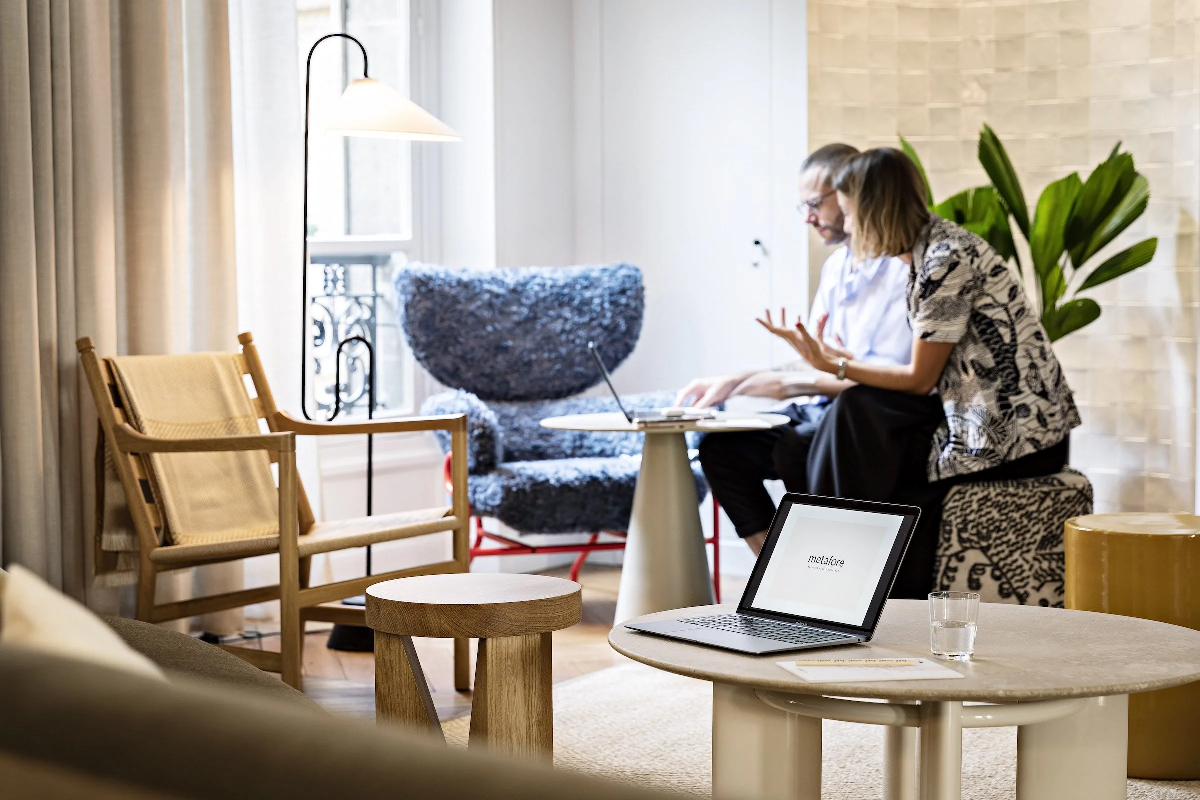 LE LOUNGE DU 1ER — Metafore