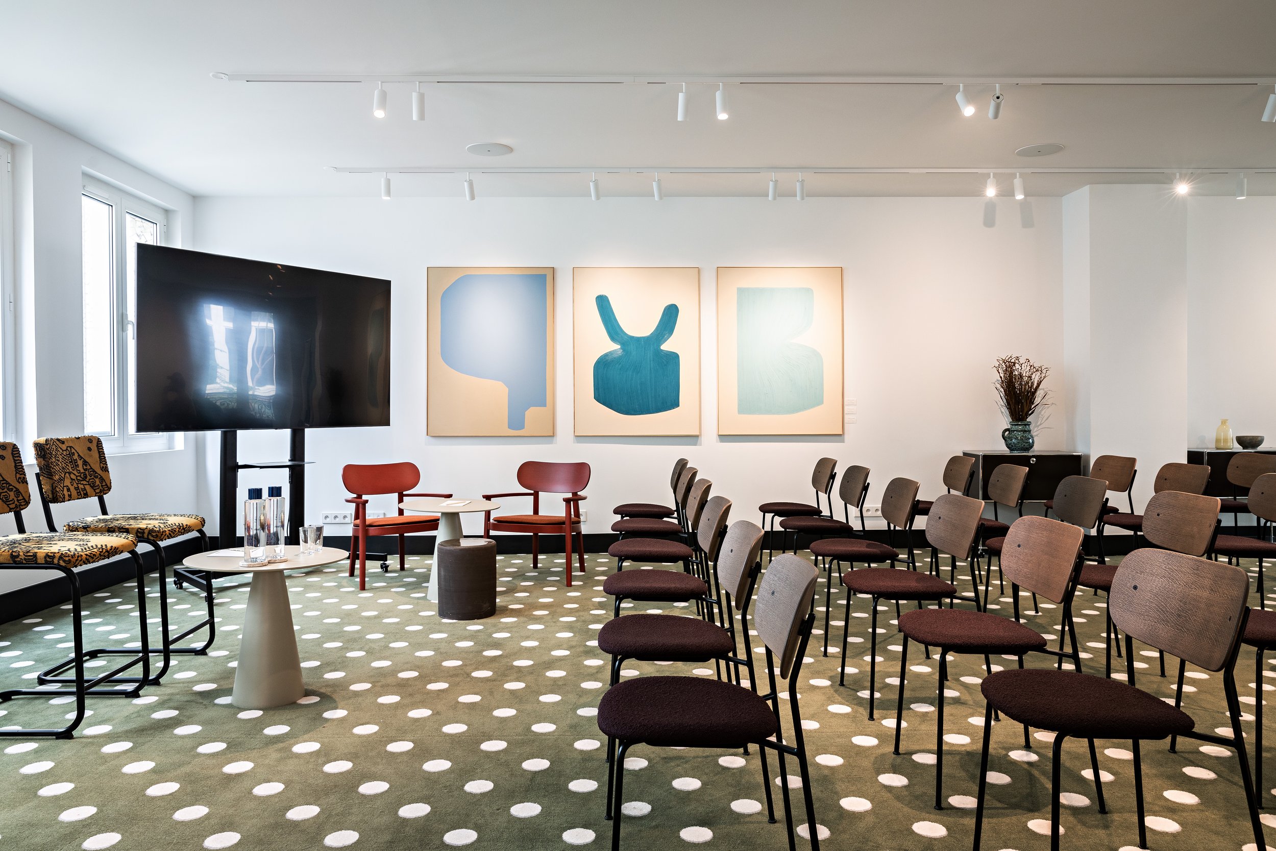 GREENWICH — Metafore