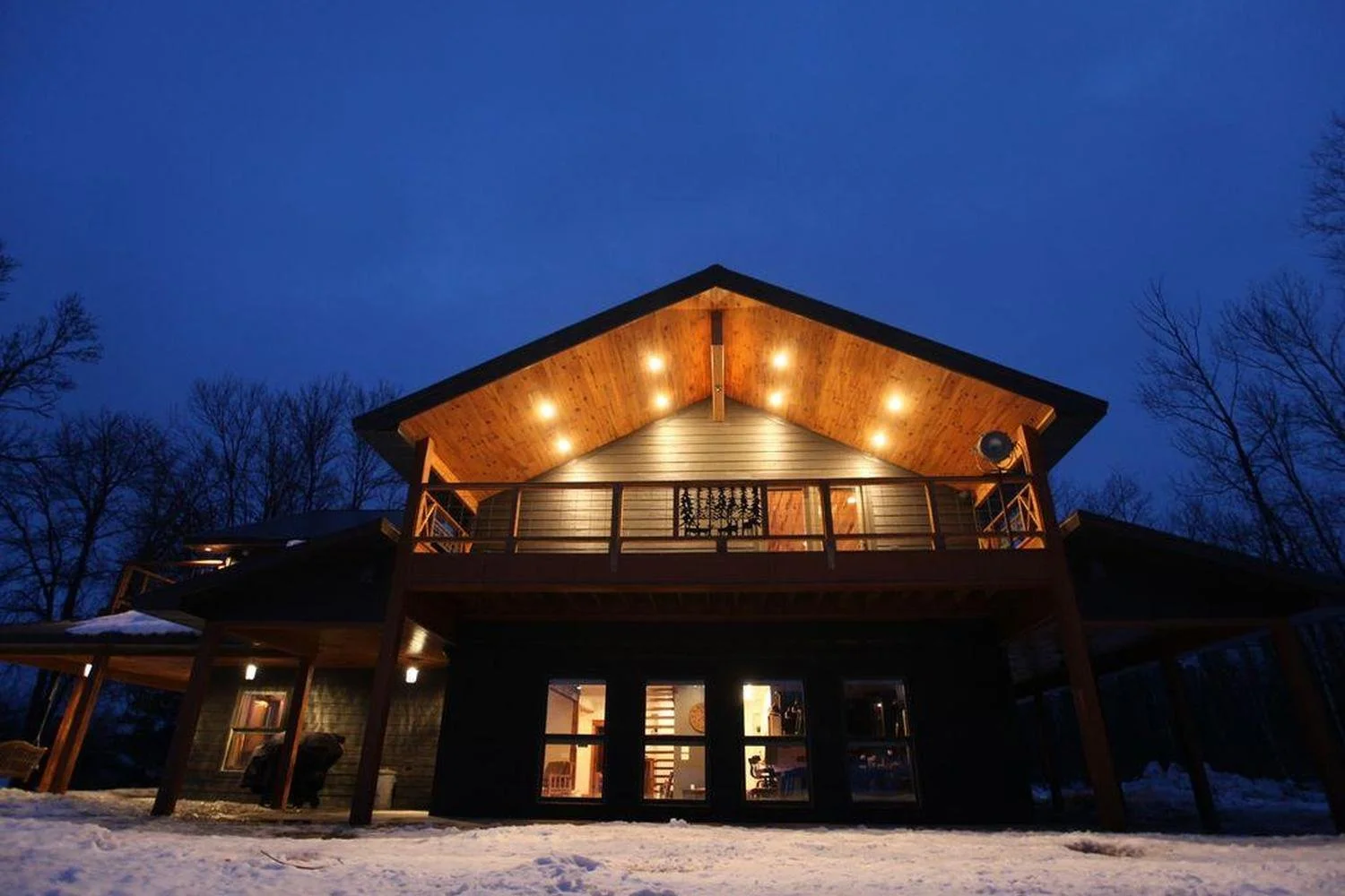 Lodge — Little Lazy Lodge