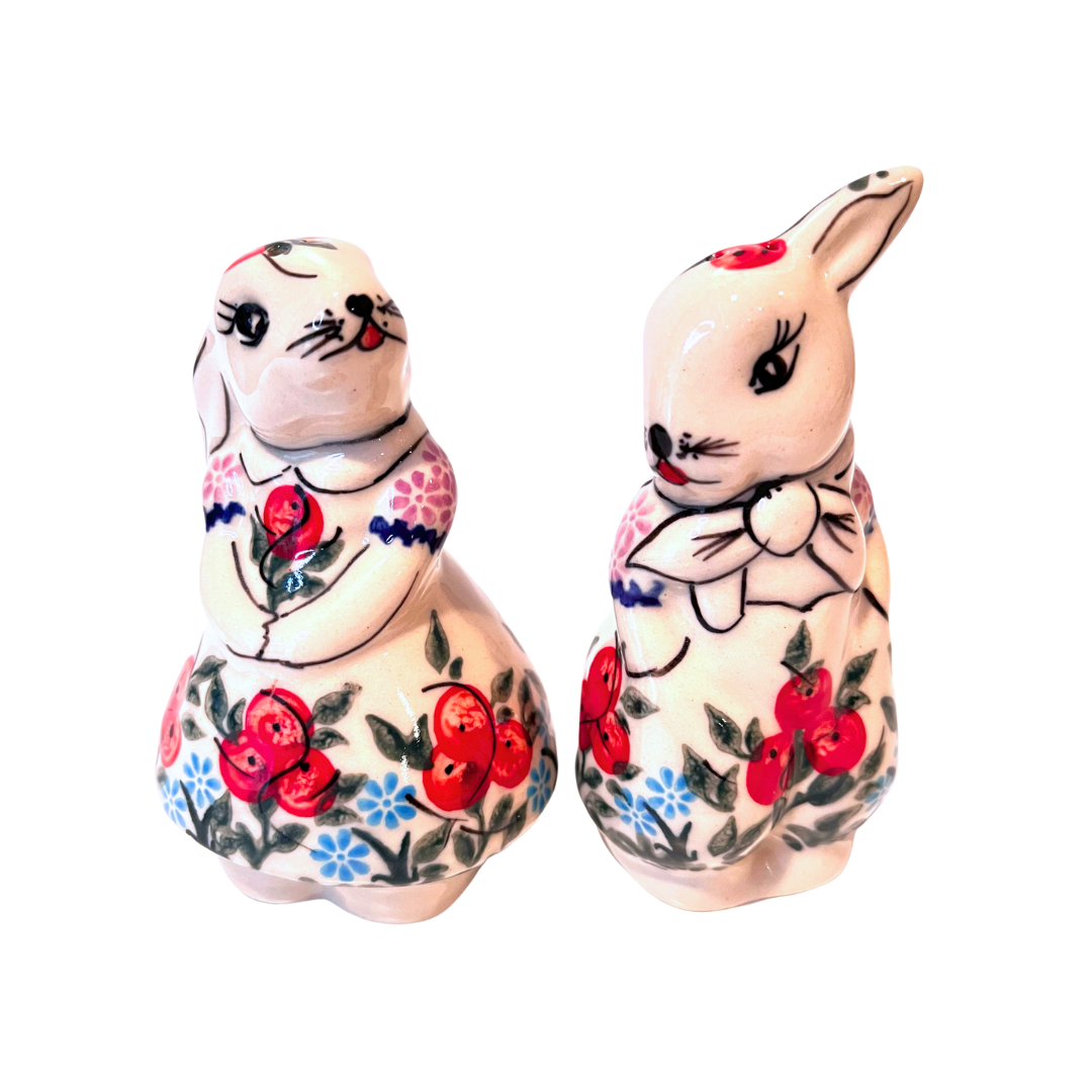 polish pottery bunny salt and pepper kalich red berries — Polish ...