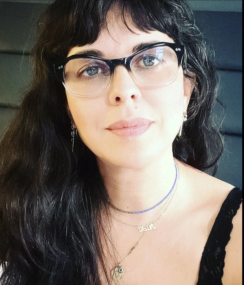 ABOUT — NICKI LEDERMANN