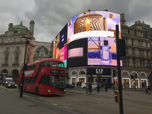 What is OOH in Advertising? A Complete Guide — placebased