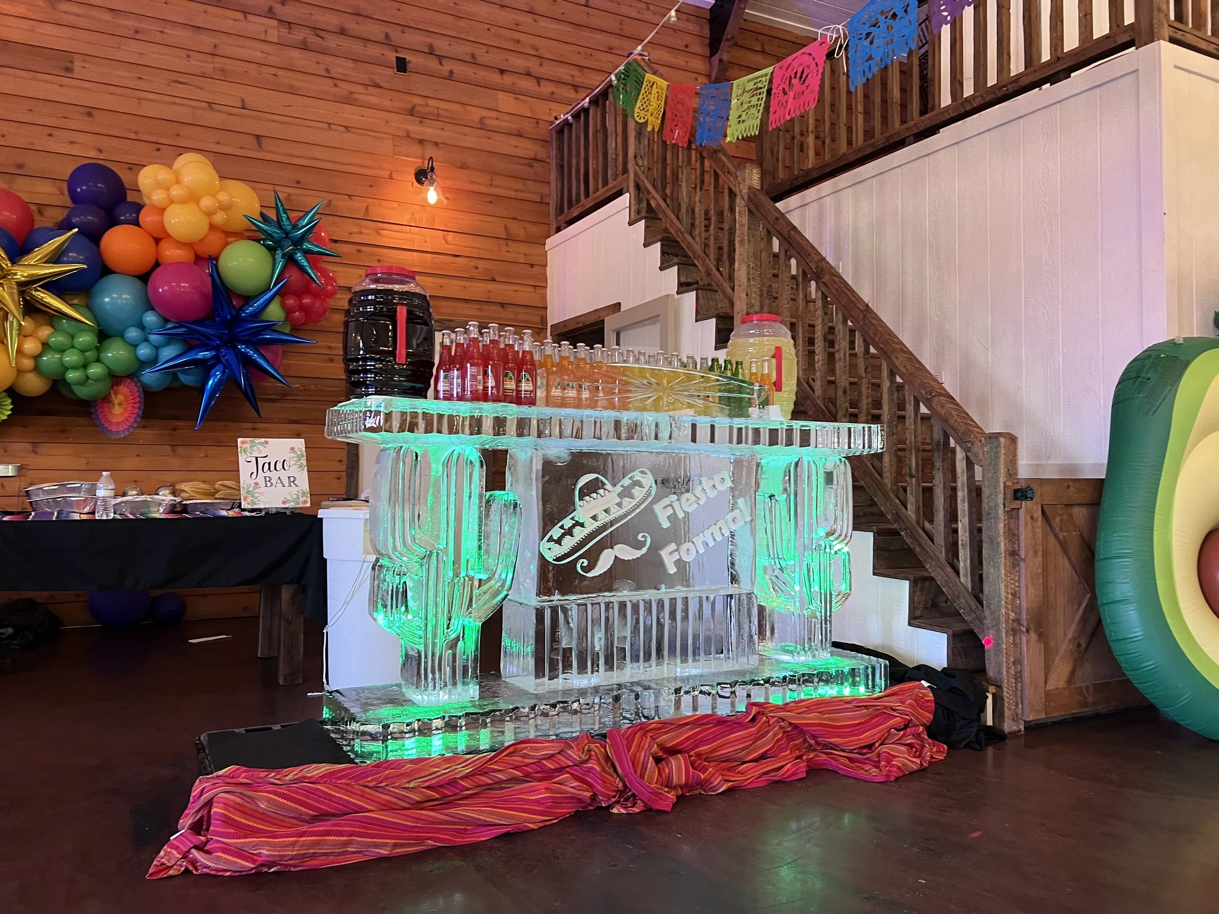 Ice Sculpture Bar or Bar Made of Ice — Ice Mill
