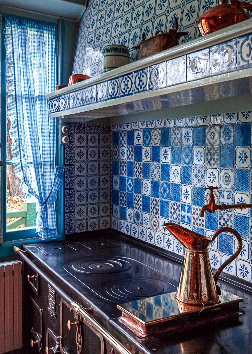 Paris Day Trip to Giverny - A Travel Guide to the Home of Claude Monet ...