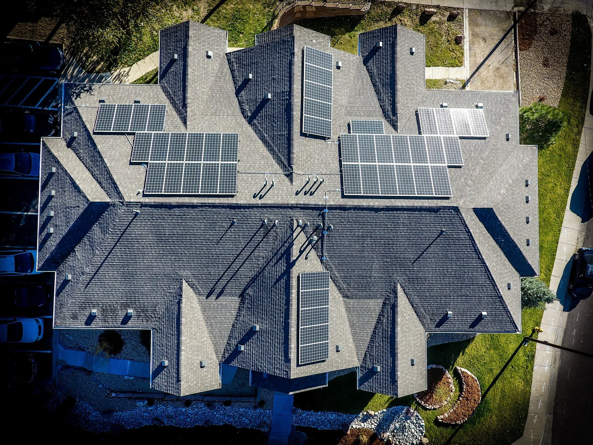 Residential ESS — Scuti Energy