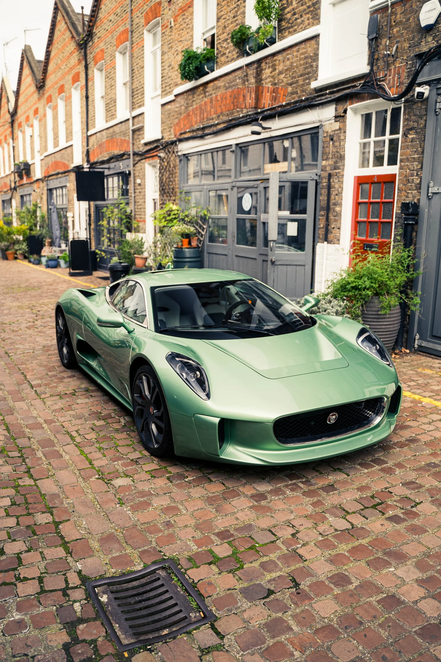 C-X75 Car 001