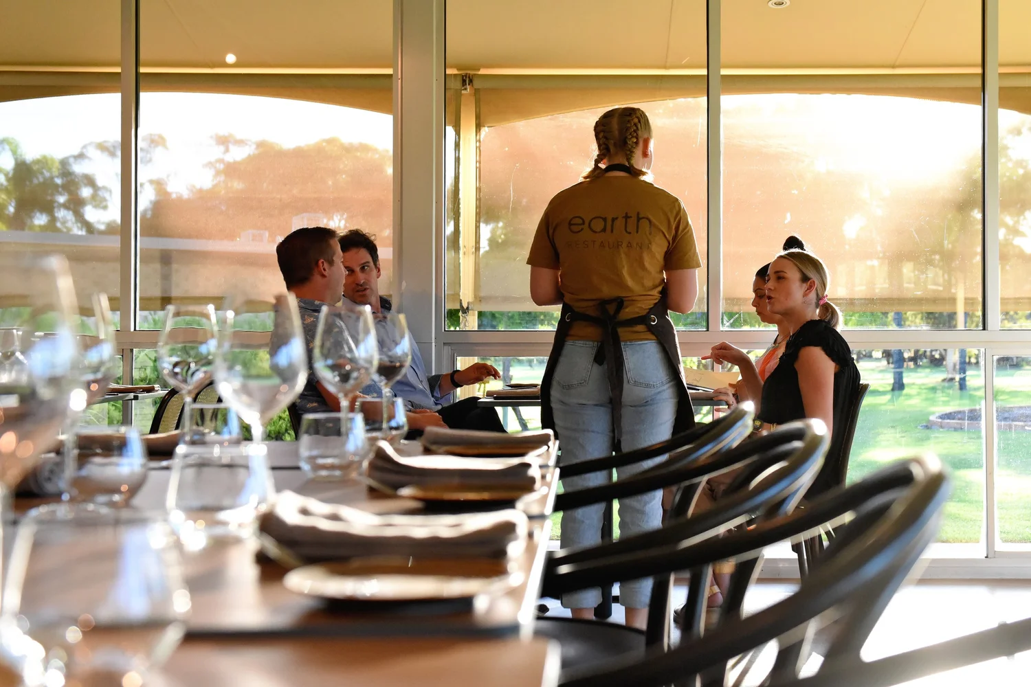 Reservations — Earth Restaurant
