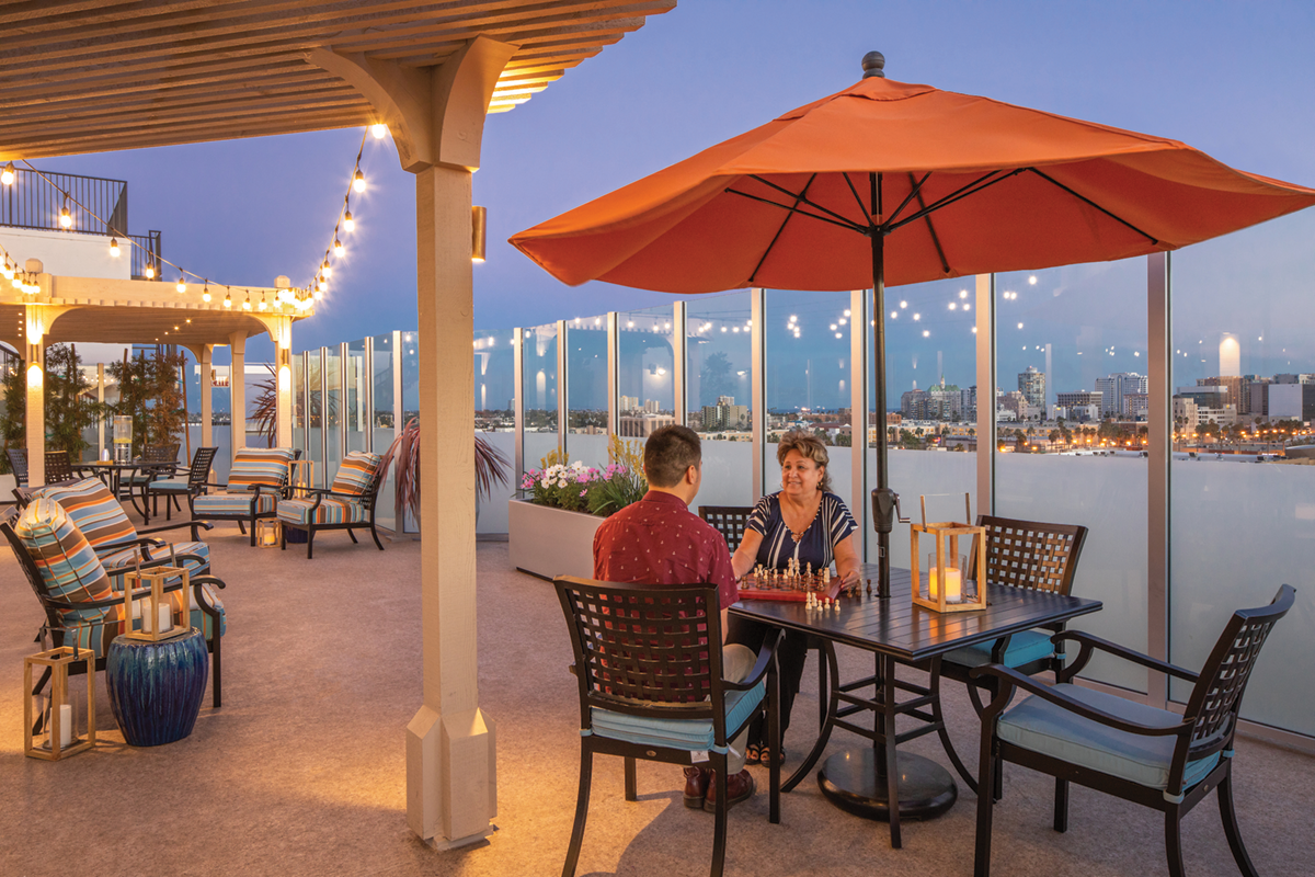 Regency Palms Long Beach