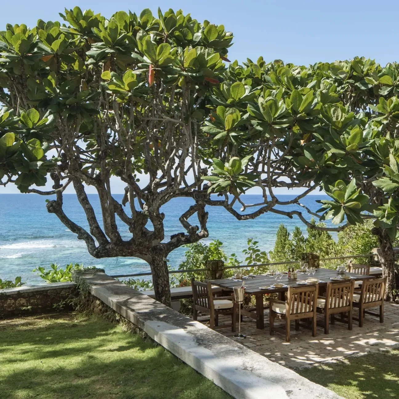 Goldeneye Estate in Jamaica: The History of Ian Fleming’s Creative ...