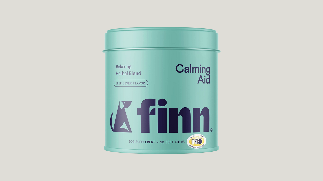 Comparing Zesty Paws Calming Bites and Finn Calming Aid: Which One is ...