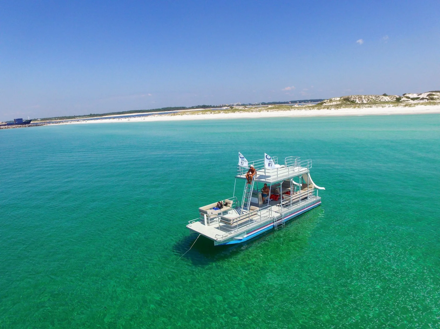 Lakeside Boat Rentals | Austin's #1 Party Barge on Lake Travis