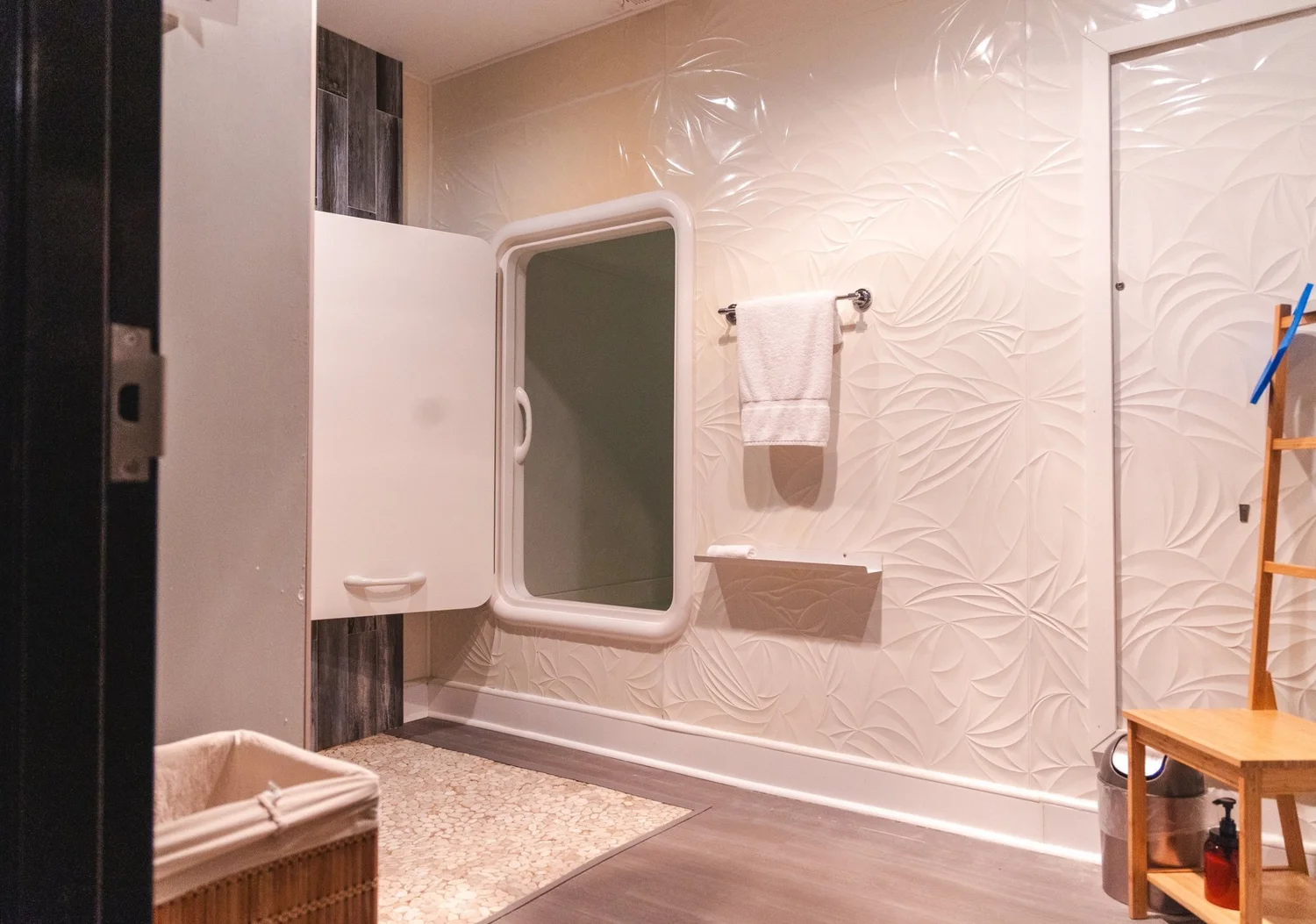 Flotation Therapy — Sonder Mind and Body