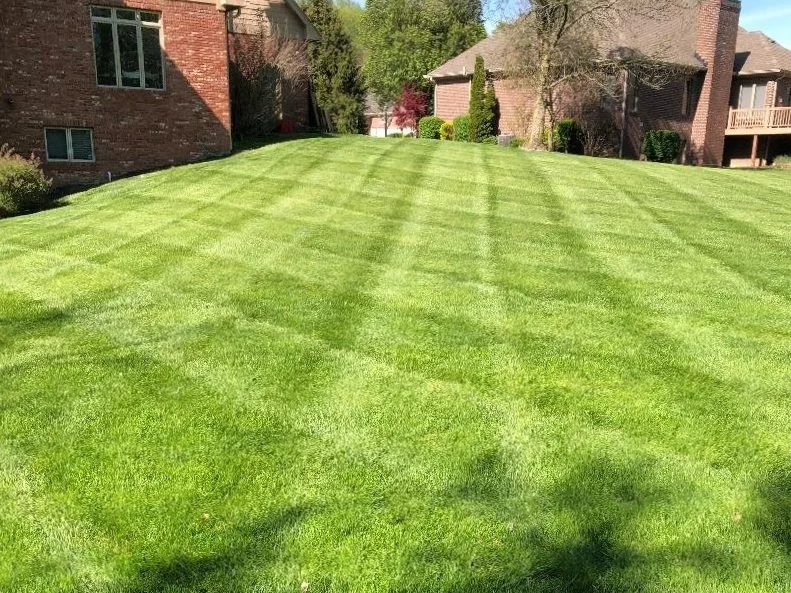 Riverside Lawn and Landscape