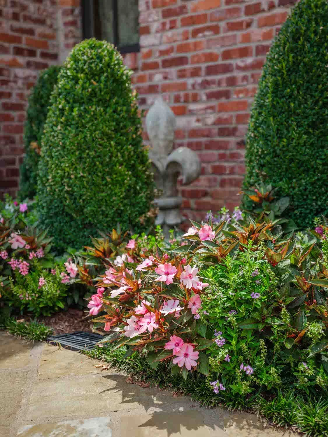 Gallery — High Definition Lawn and Landscape