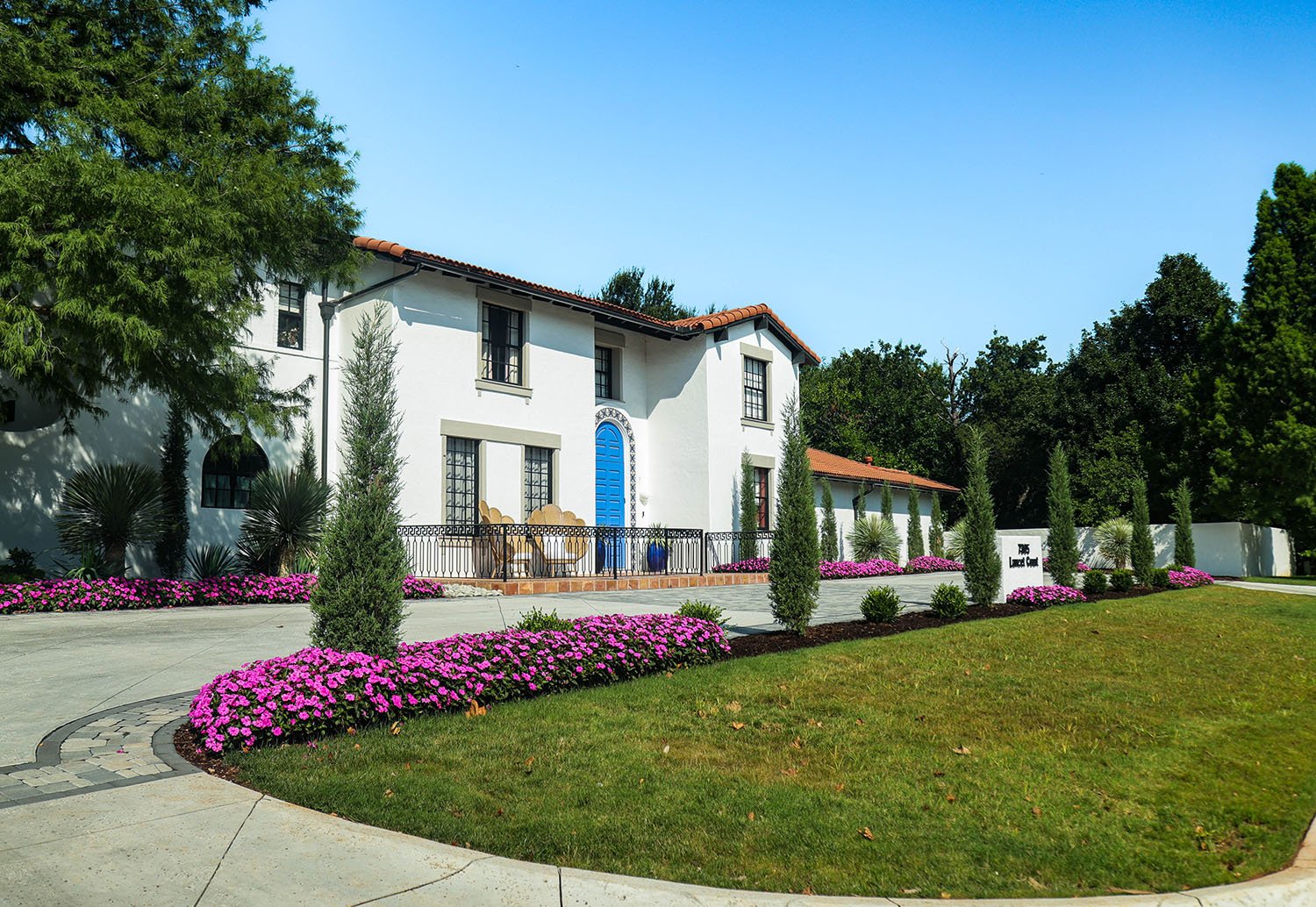 High Definition Lawn and Landscape
