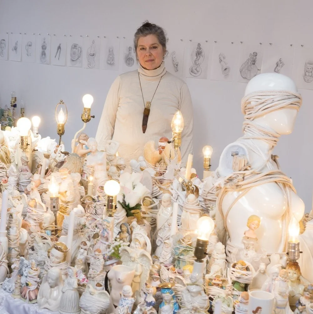 Biography — Portia Munson