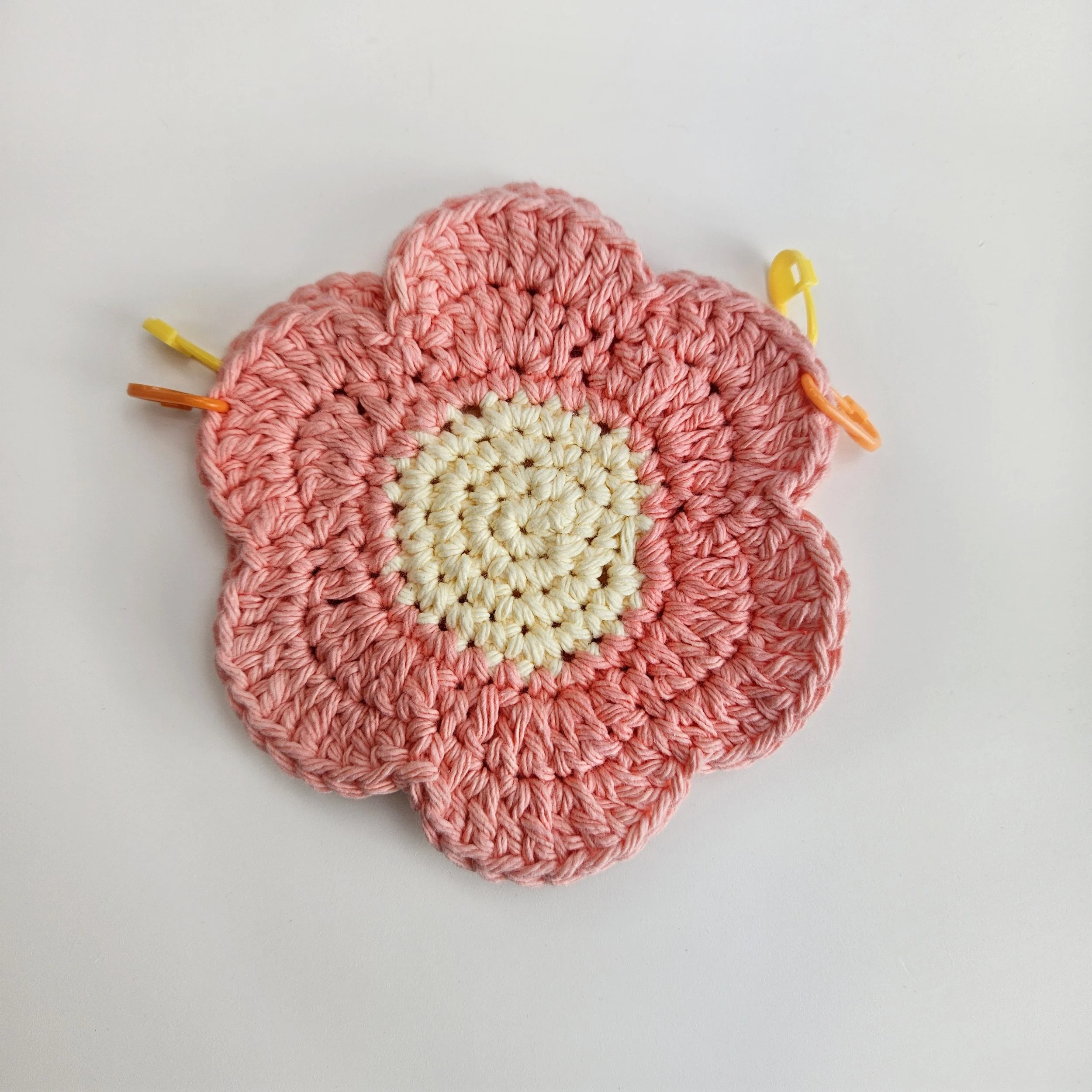 Easy May Day Flower Purse Free Crochet Pattern — Stitch and Hound