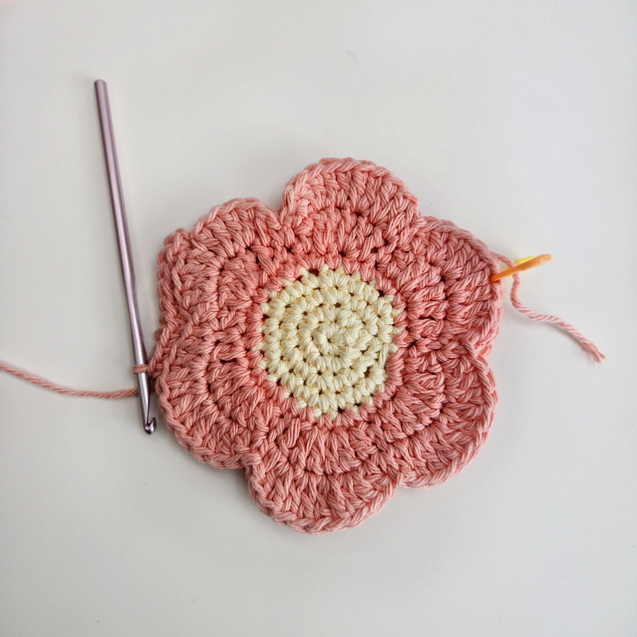 Easy May Day Flower Purse Free Crochet Pattern — Stitch and Hound