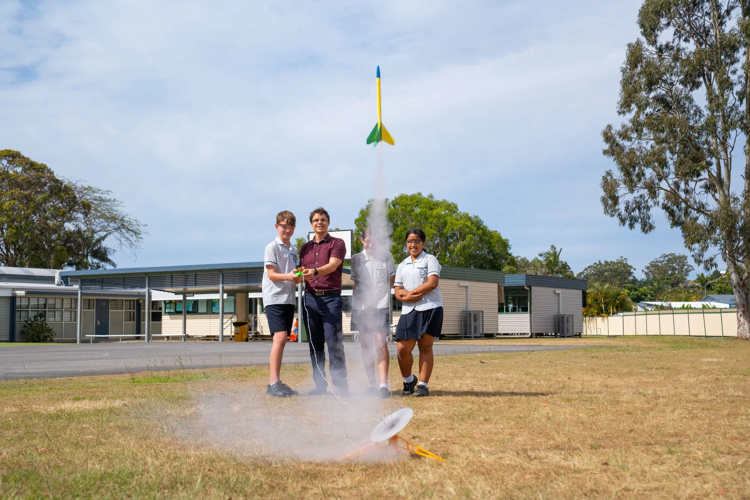 Elanora State High School