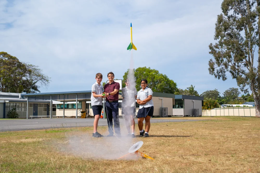 Elanora State High School