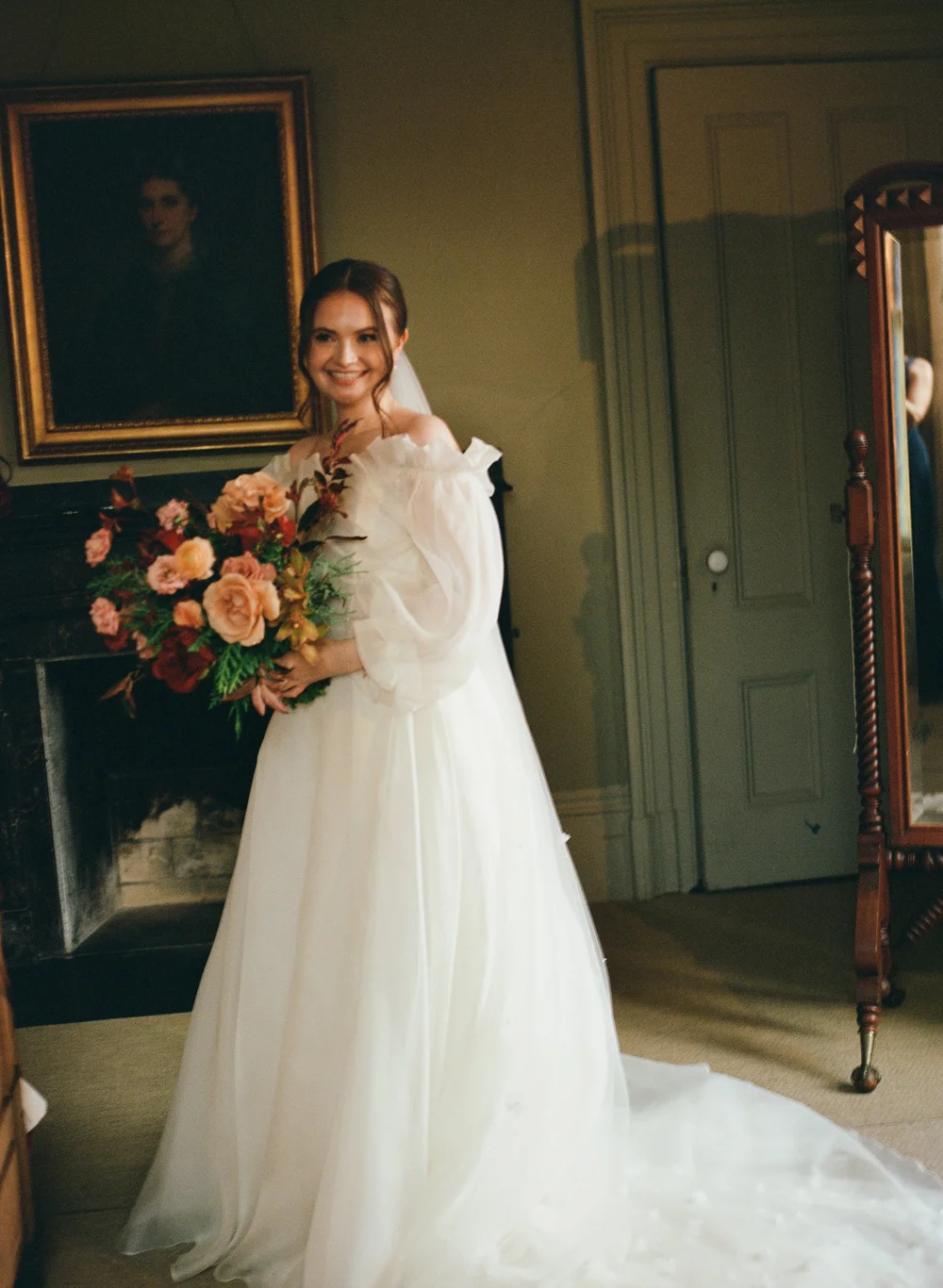 ANNIE HUTCHINGS - New England Film Photographer