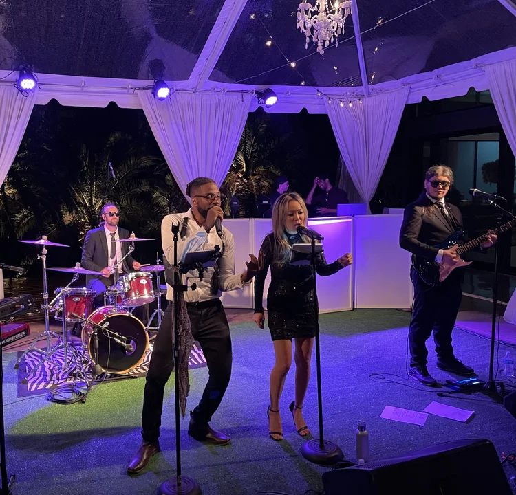 Hollywood Spinners for Hire for Events in Los Angeles — Rossi Music