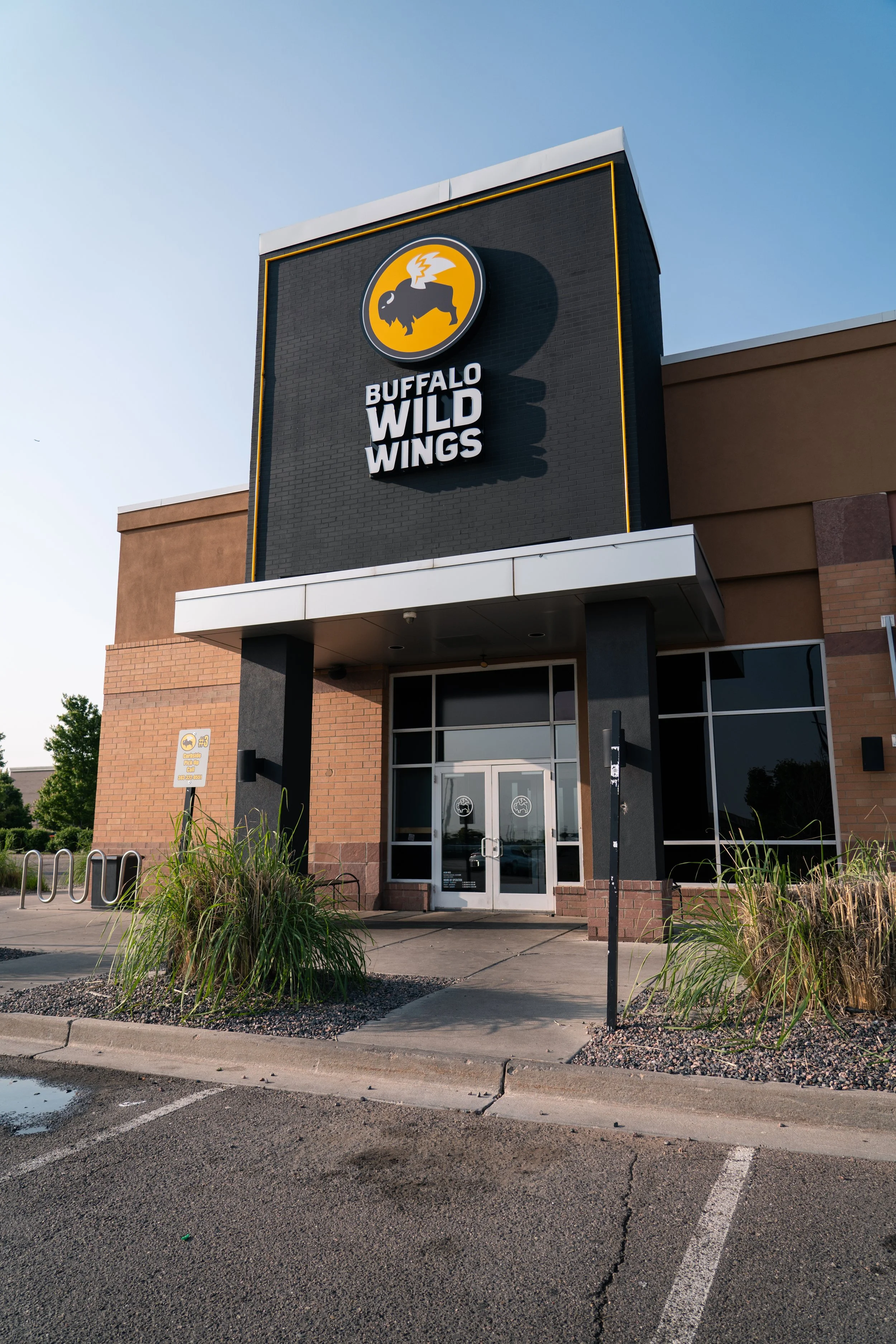 Quebec Square | Explore and Enjoy - Visit Quebec Square