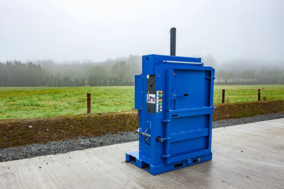 550 MILL SIZE BALER — GG Compactors