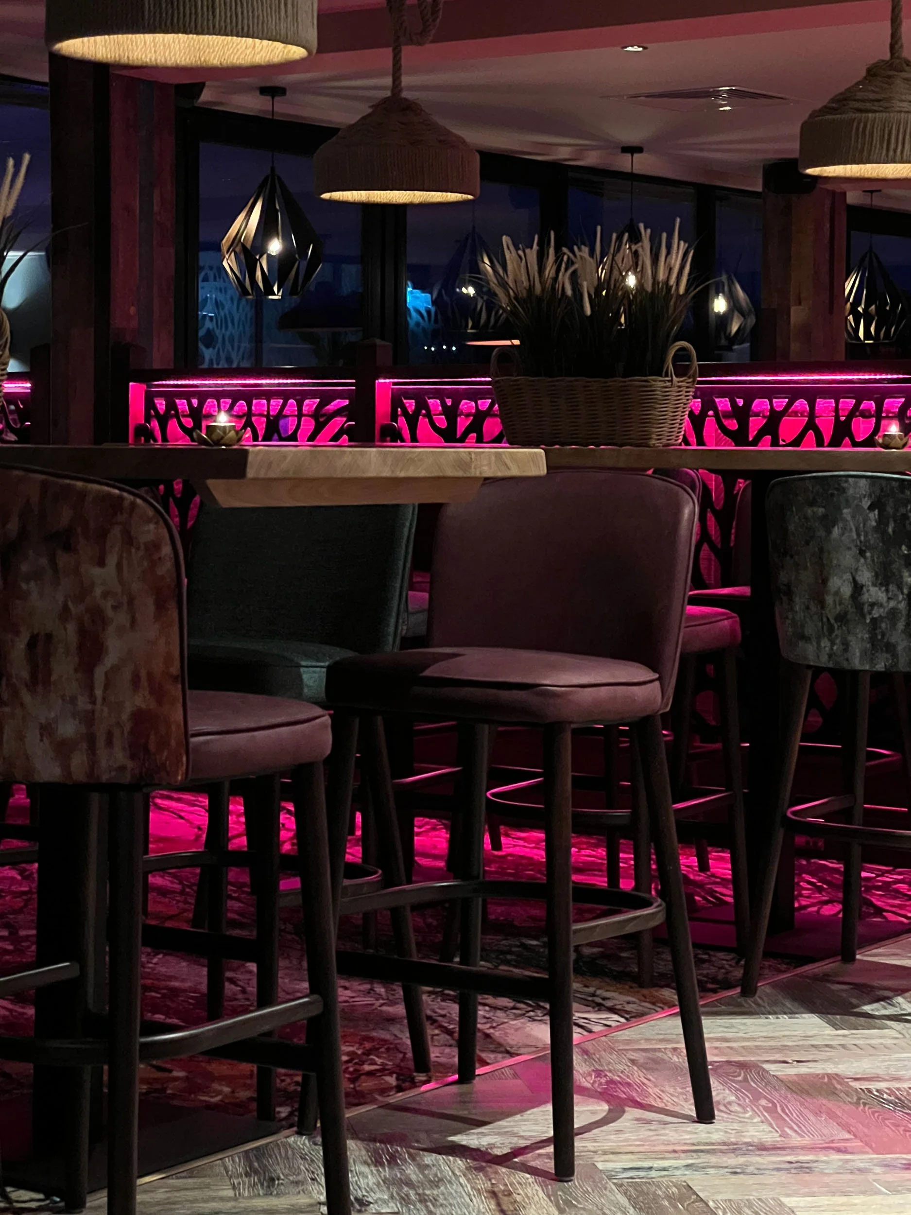 One of the best Restaurants Bowness on Windermere | Lake Views — Quayside