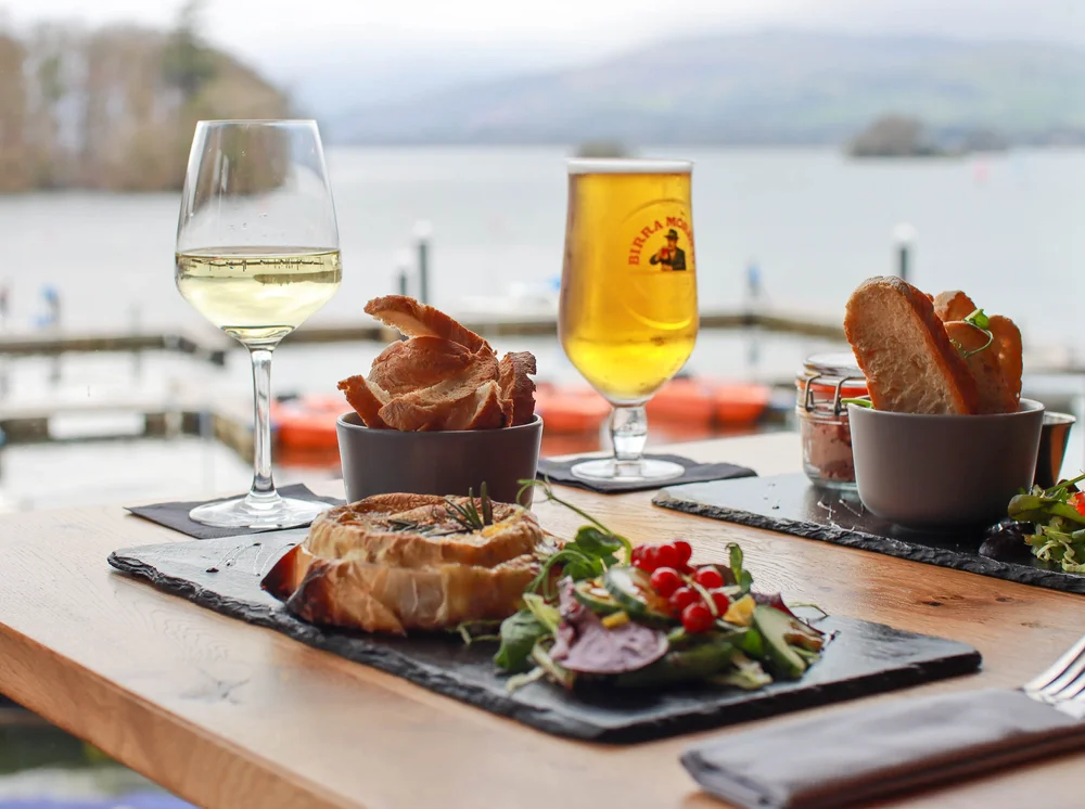 One of the best Restaurants Bowness on Windermere | Lake Views — Quayside