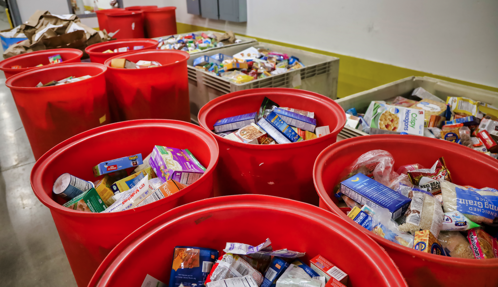 Find Food Assistance Near You | Contact Your Local Food Bank — Feeding ...